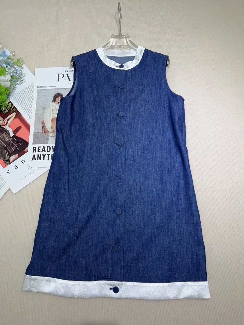 Genuine Unclassified Brand Dress