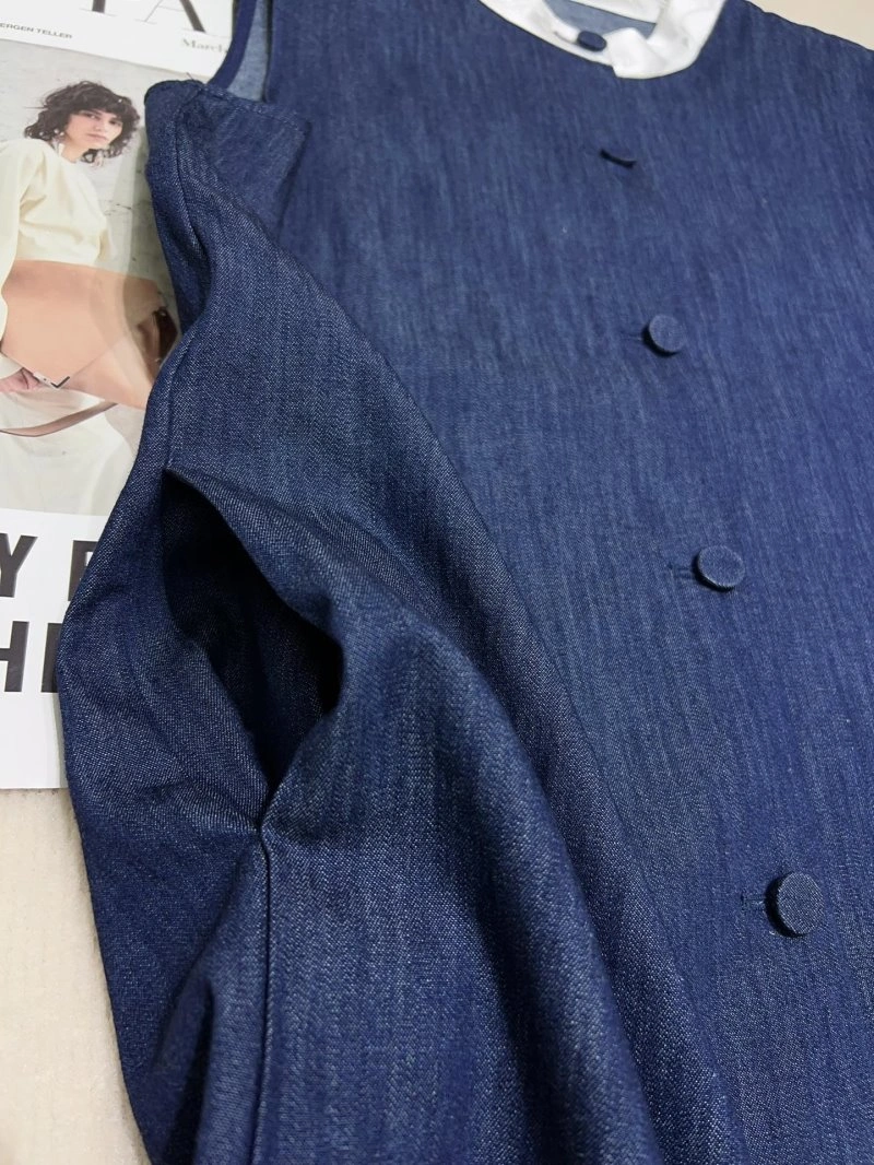 Genuine Unclassified Brand Dress