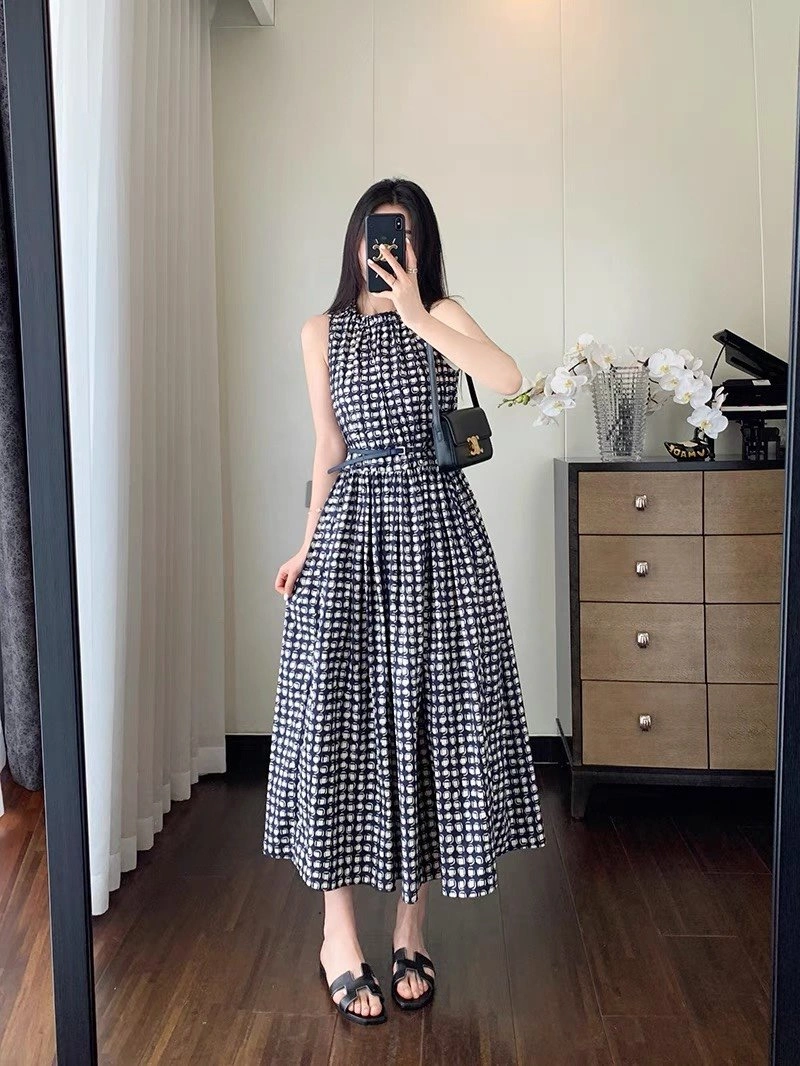 Unclassified Brand Dress