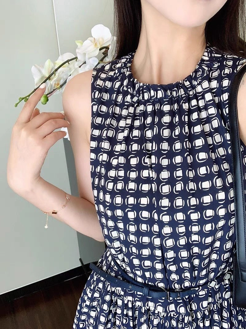 Bargain Unclassified Brand Dress