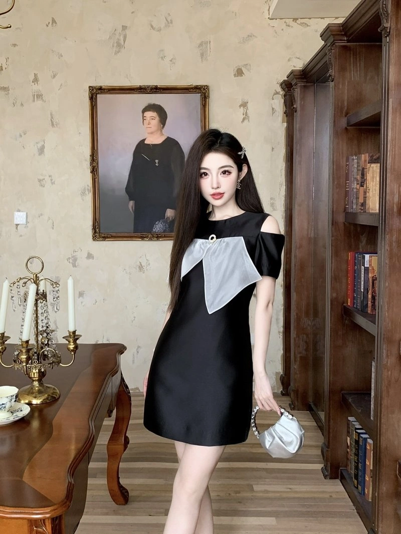 Bargain Unclassified Brand Dress