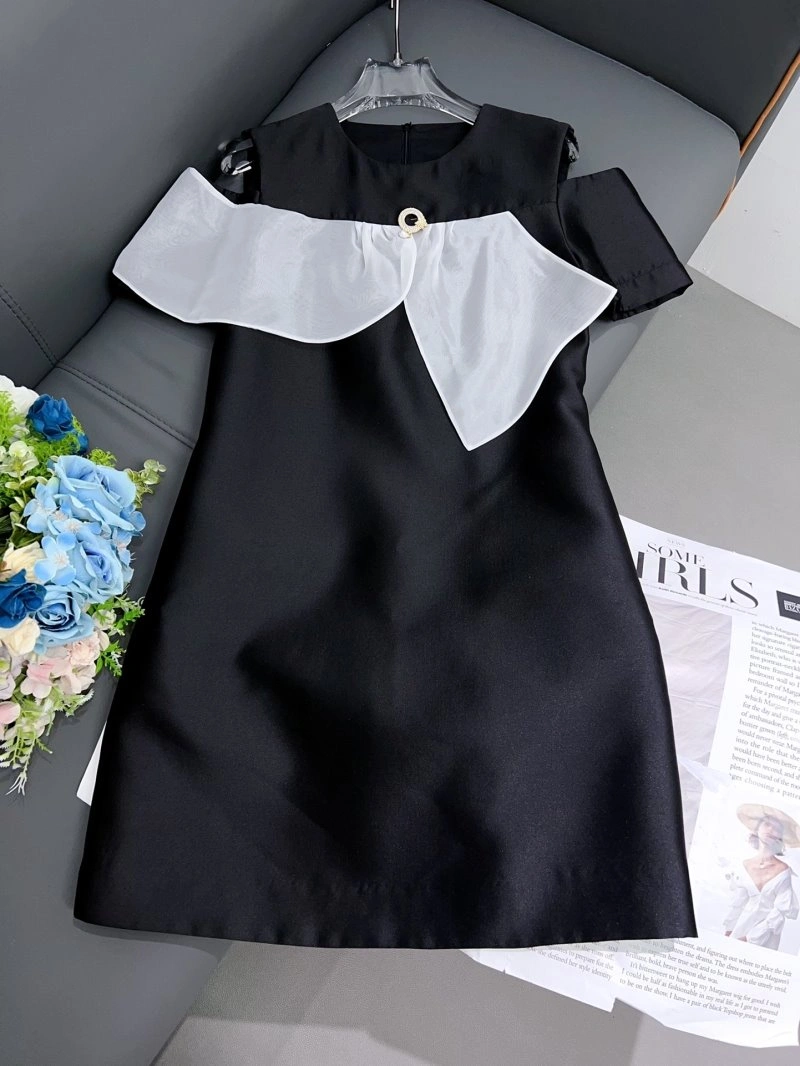 Bargain Unclassified Brand Dress