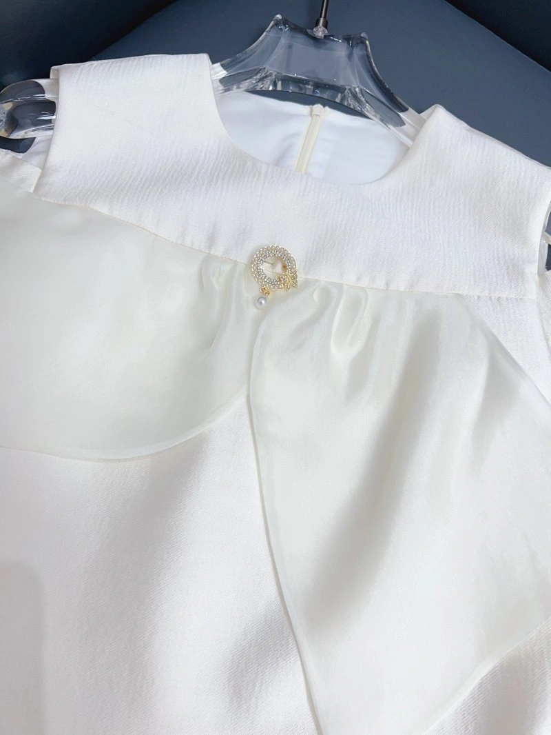 Value-priced Unclassified Brand Dress