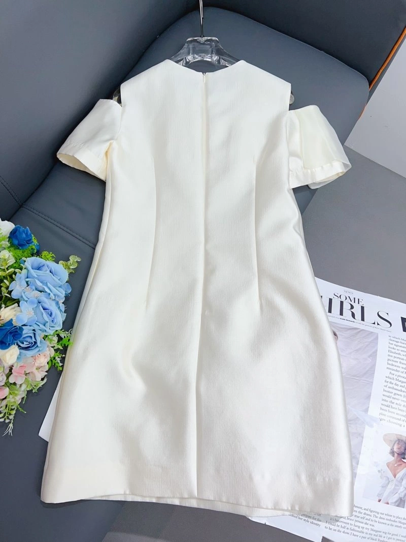 Value-priced Unclassified Brand Dress