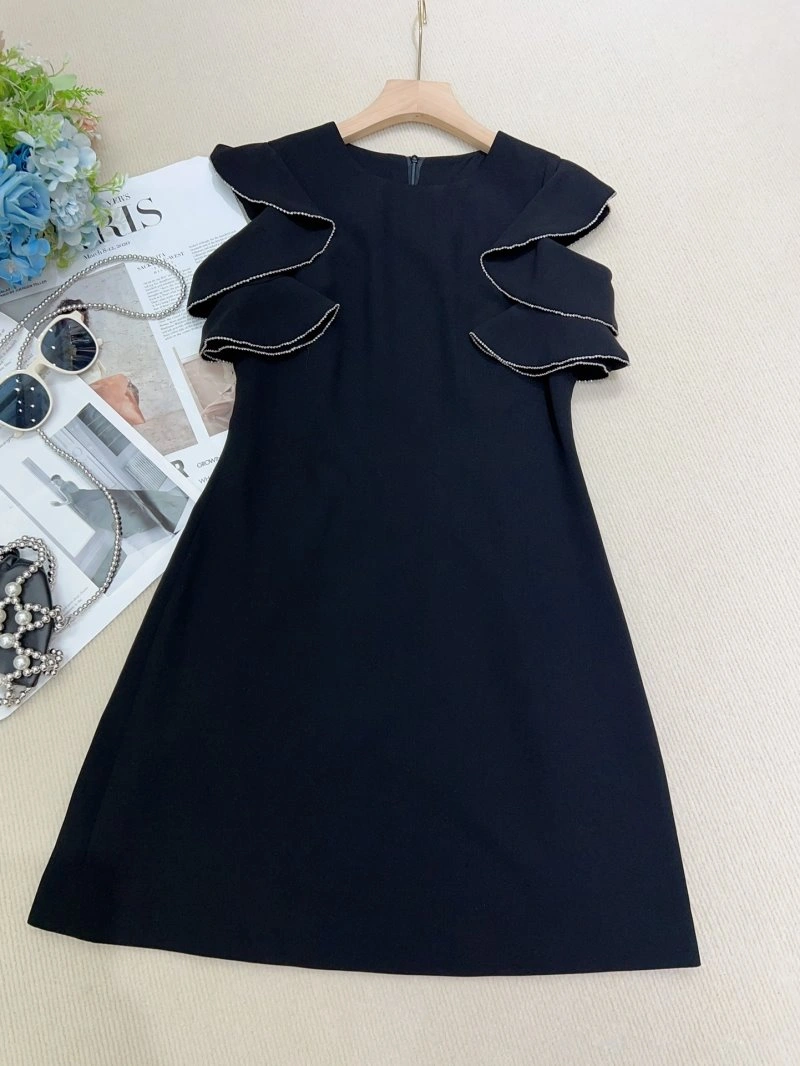 Indistinguishable Unclassified Brand Dress