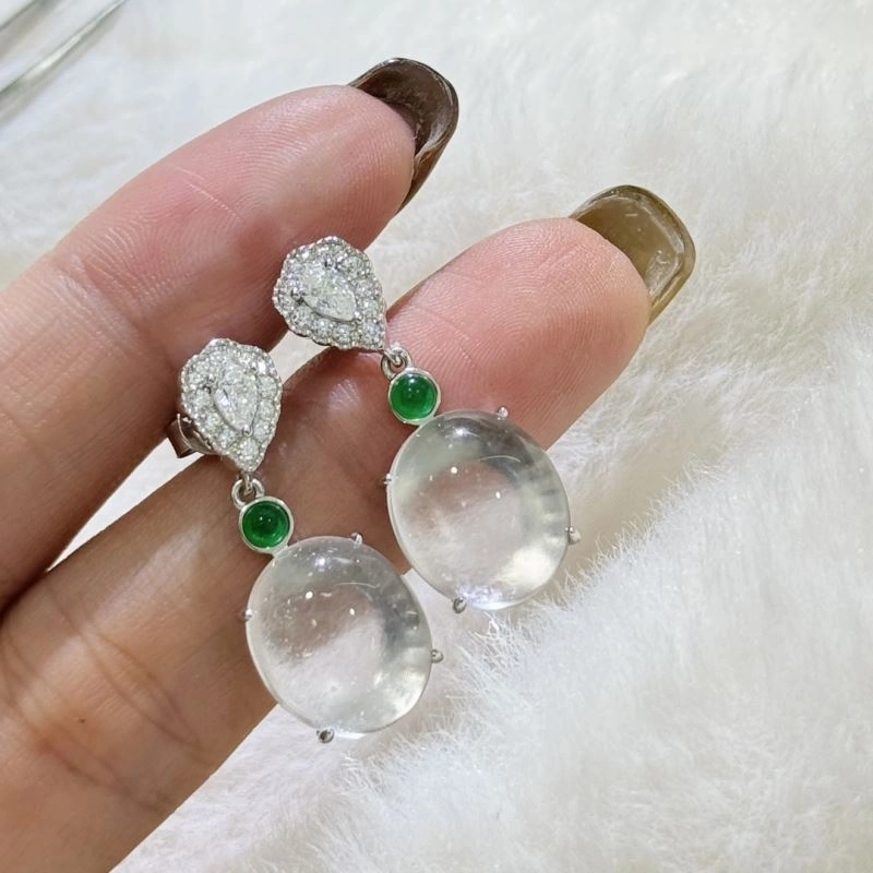 Bargain Unclassified Brand Earrings