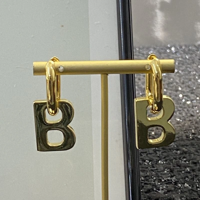 Value-priced Unclassified Brand Earrings