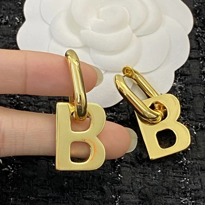 Value-priced Unclassified Brand Earrings