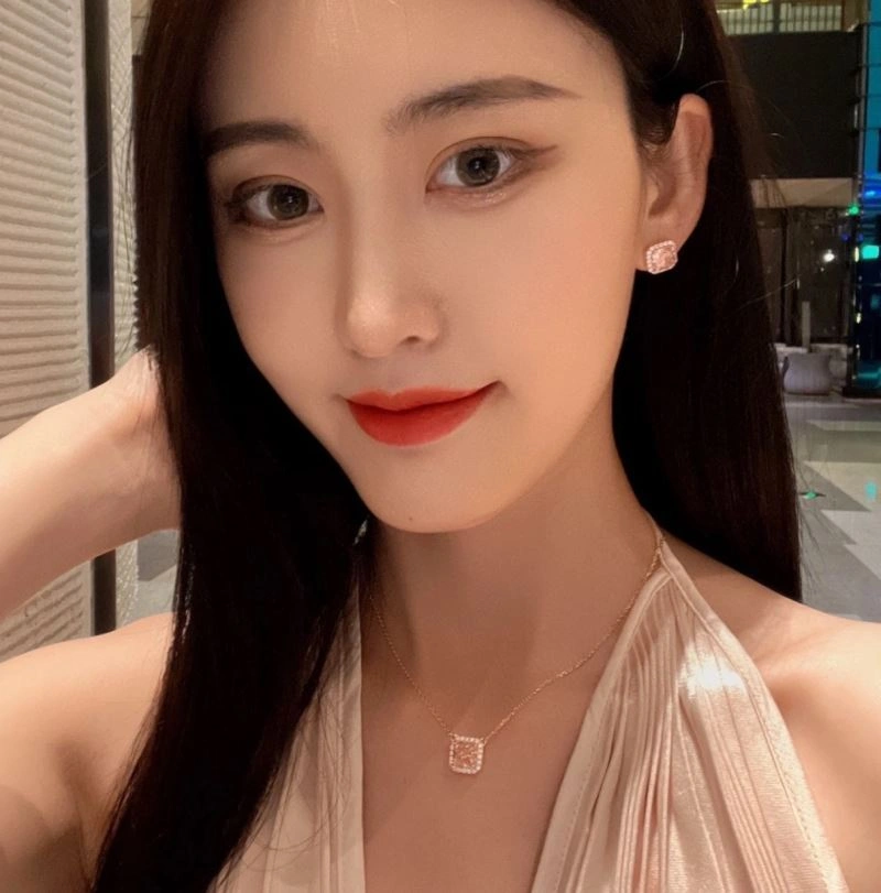 Legit Unclassified Brand Earrings