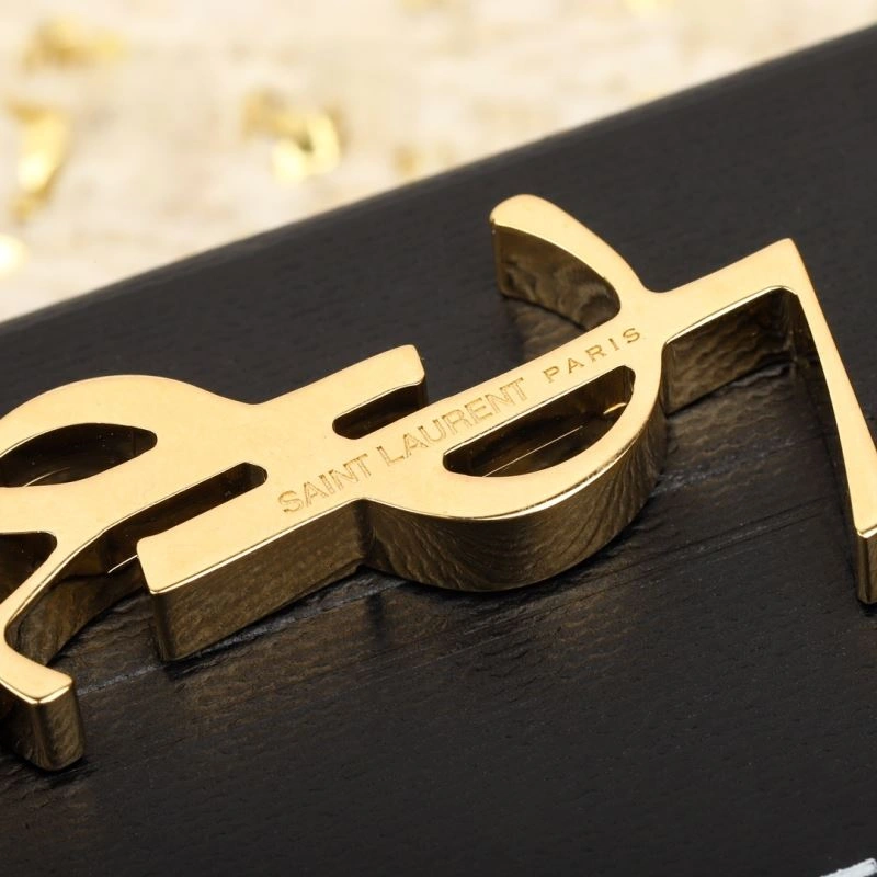Reasonably priced Unclassified Brand Earrings