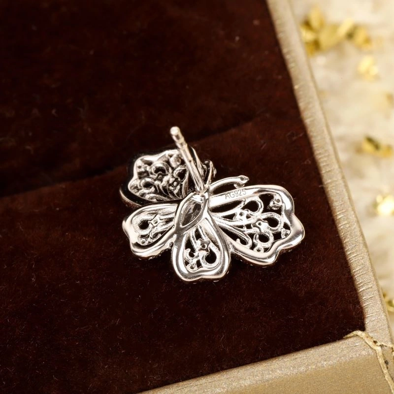 Unclassified Brand Earrings