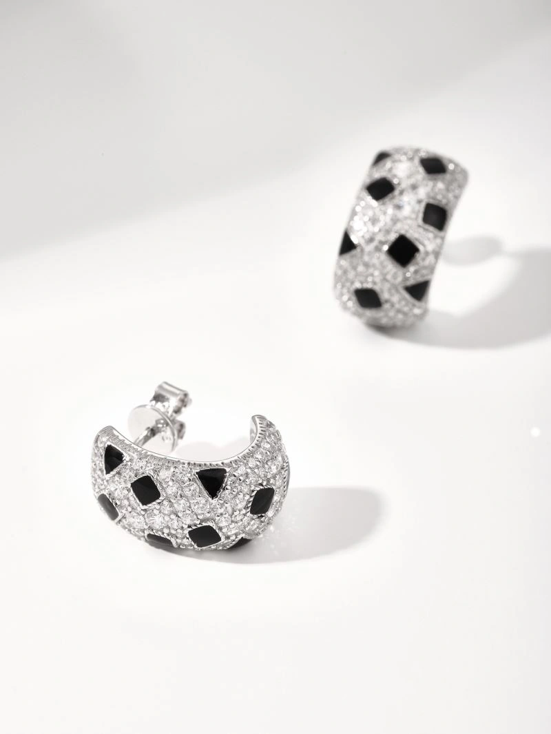 Affordable Unclassified Brand Earrings
