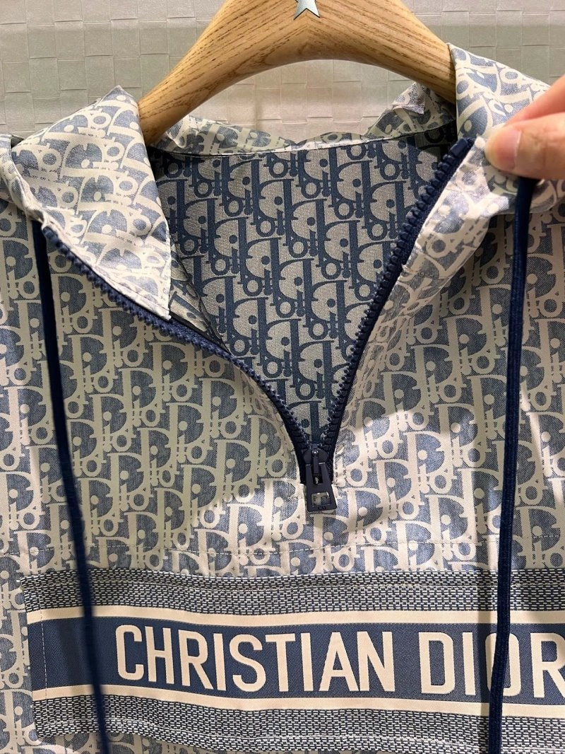 Reasonably priced Unclassified Brand Hoodies