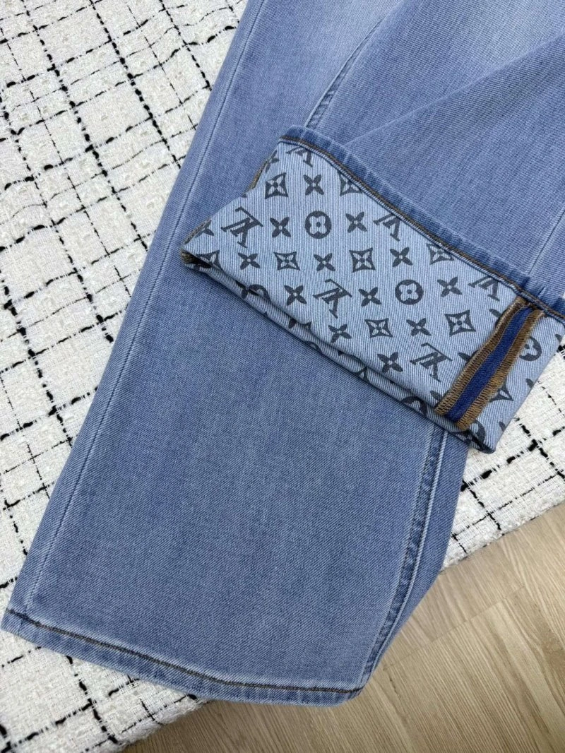 Indistinguishable Unclassified Brand Jeans