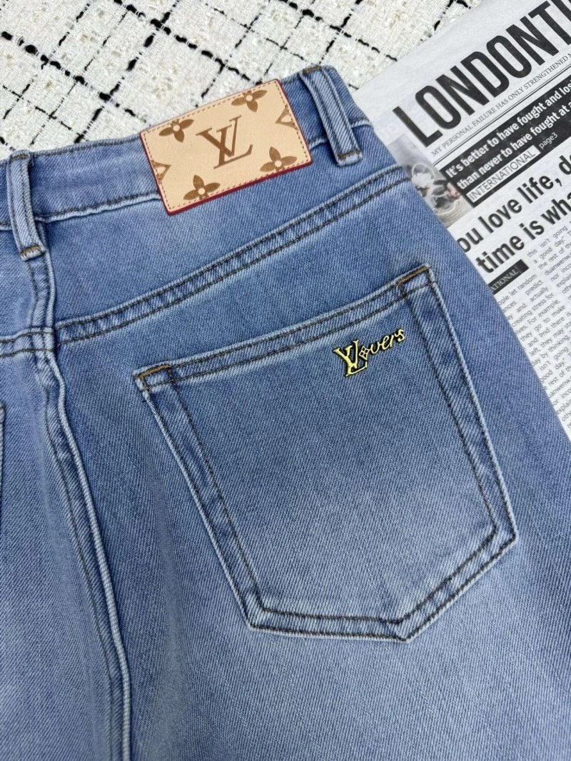 Indistinguishable Unclassified Brand Jeans