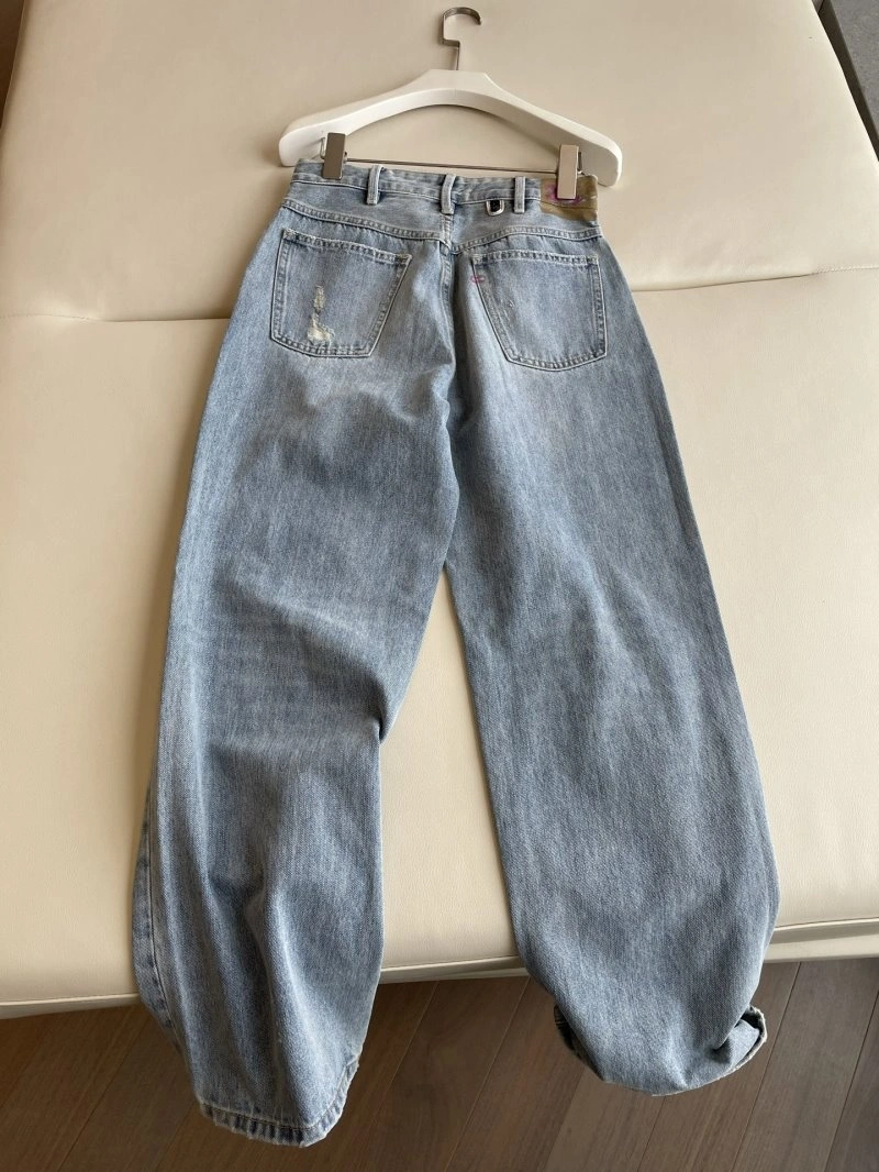 Bargain Unclassified Brand Jeans