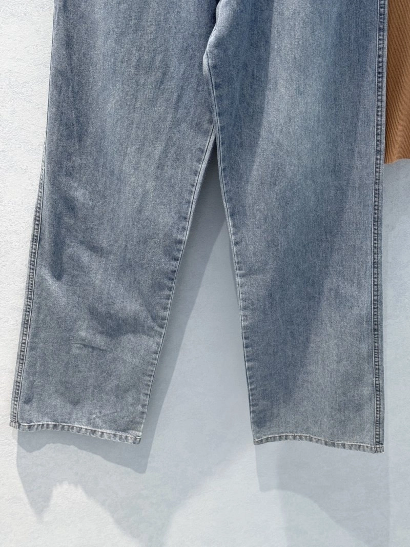 Official Unclassified Brand Jeans