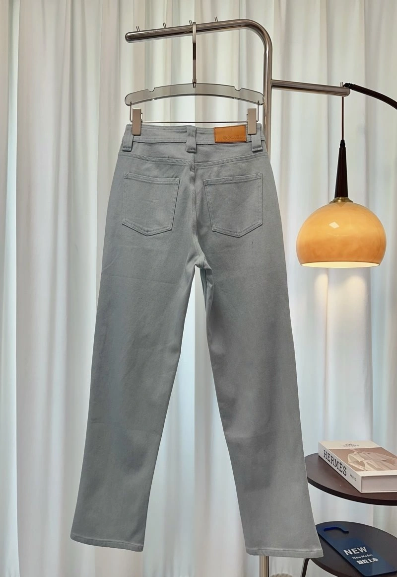 Indistinguishable Unclassified Brand Jeans