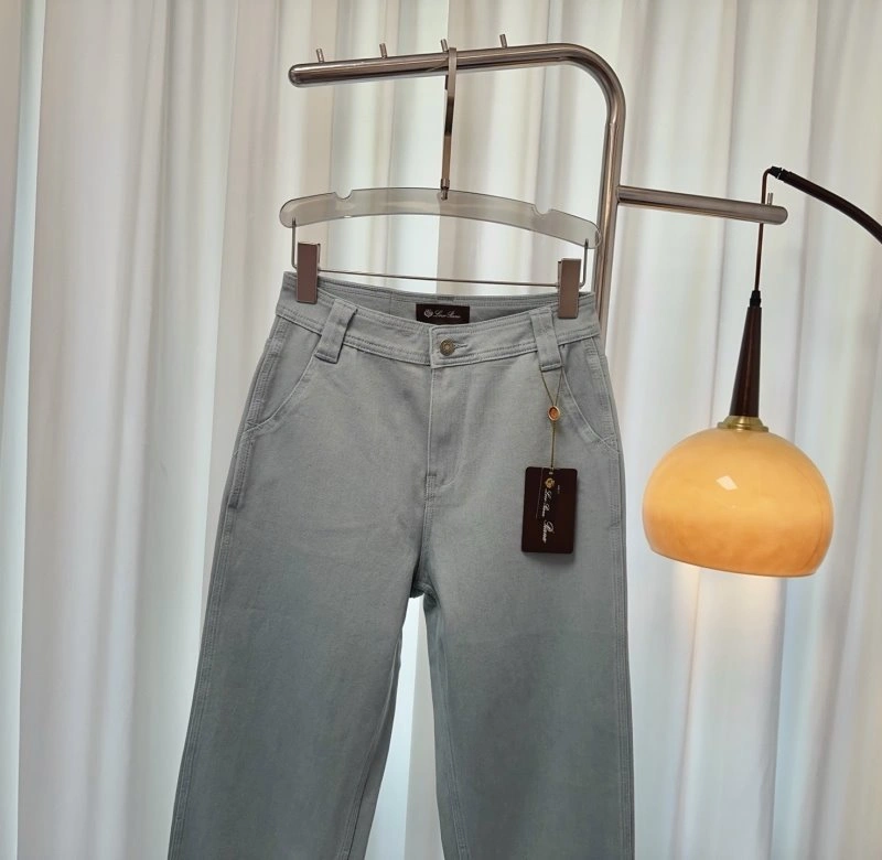 Indistinguishable Unclassified Brand Jeans