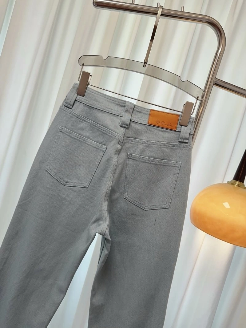 Indistinguishable Unclassified Brand Jeans