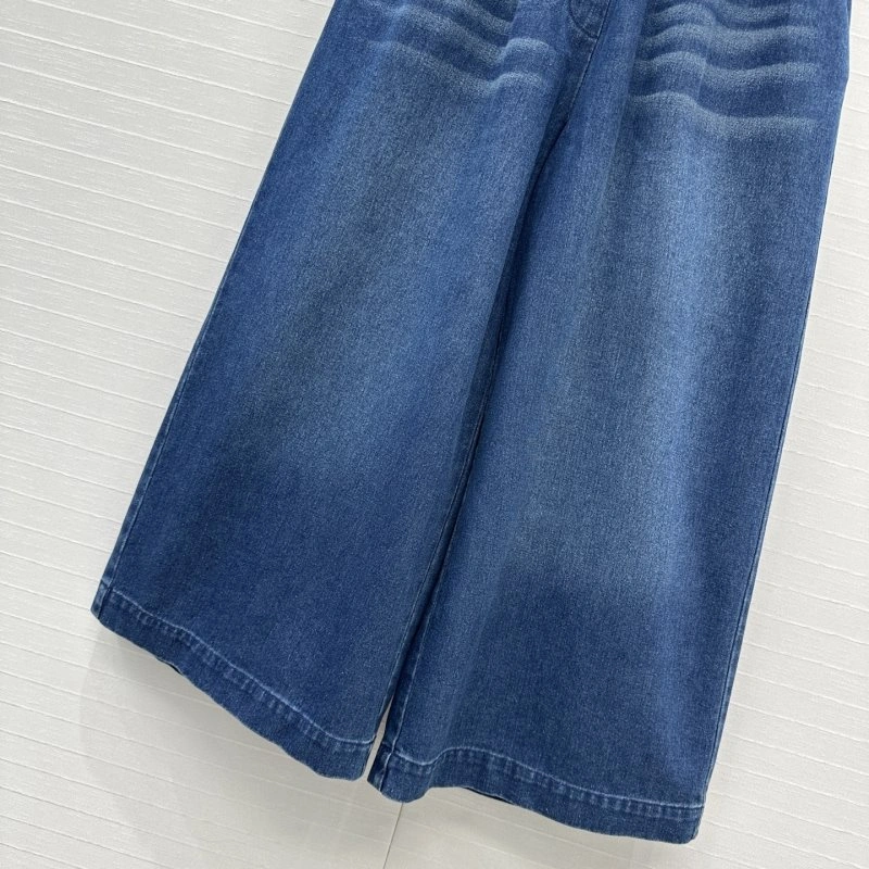 Cut-rate Unclassified Brand Jeans