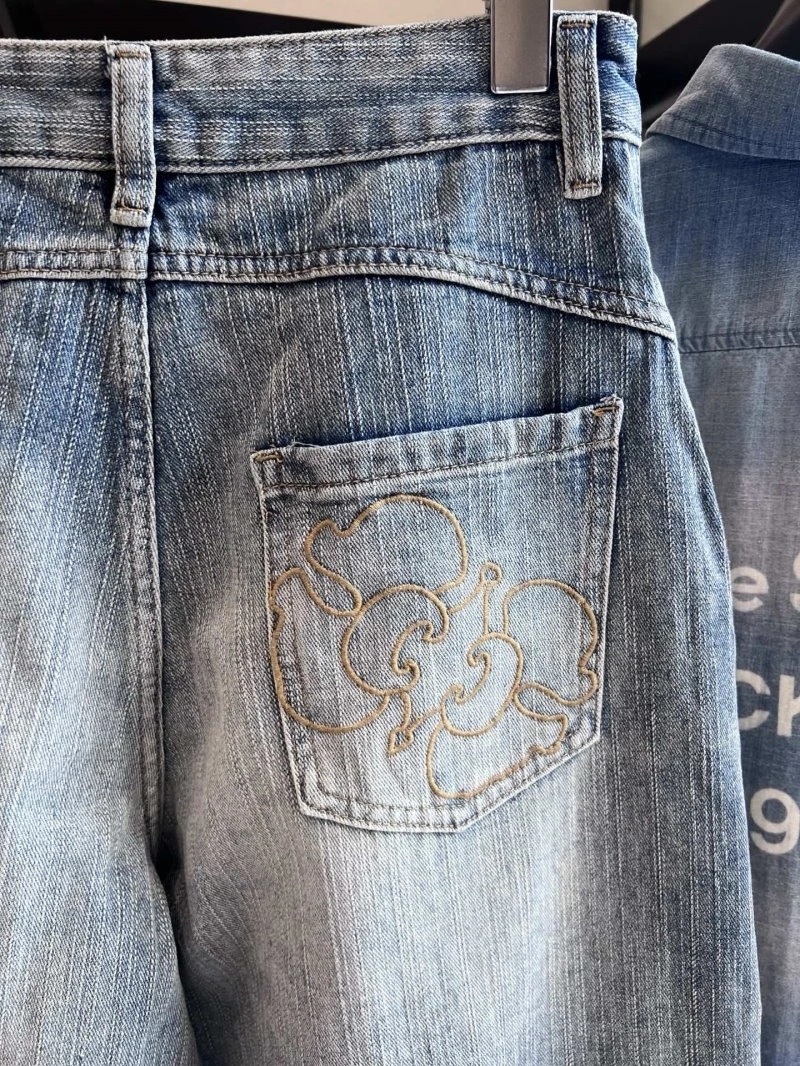 Accurate model Unclassified Brand Jeans