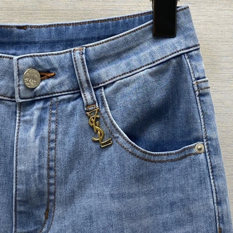 Cut-rate Unclassified Brand Jeans