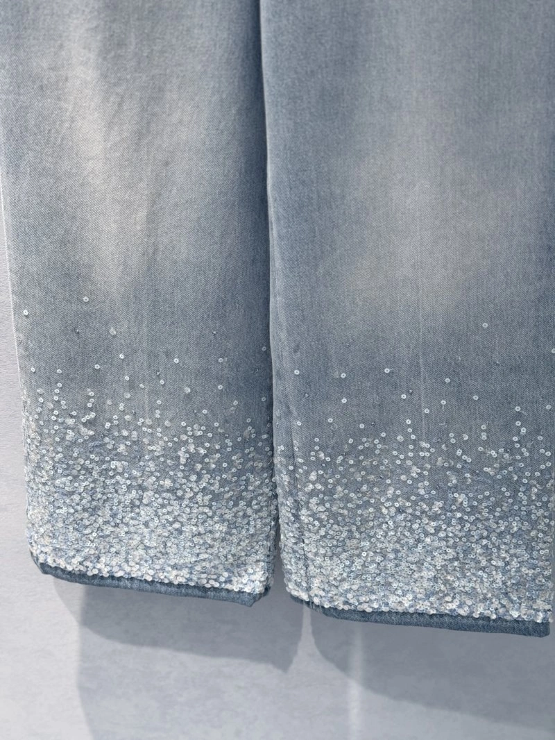 Accurate model Unclassified Brand Jeans