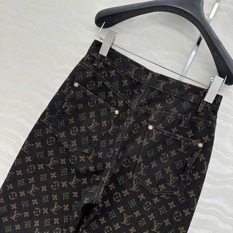 Accurate model Unclassified Brand Jeans
