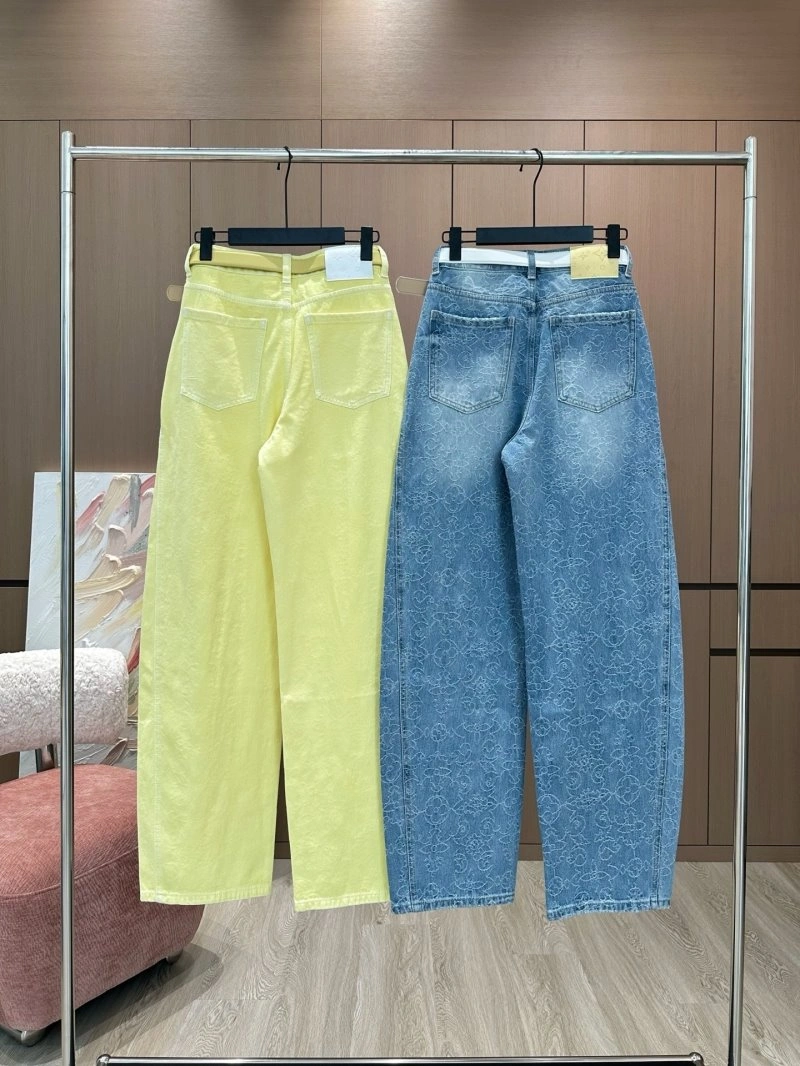 Official Unclassified Brand Jeans