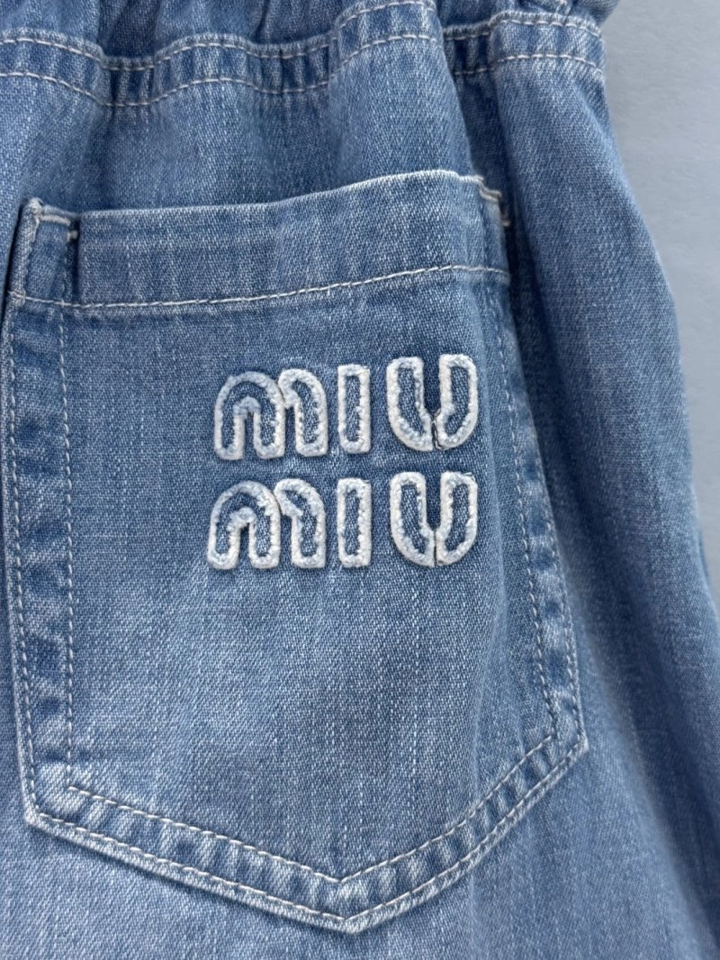 Cut-rate Unclassified Brand Jeans