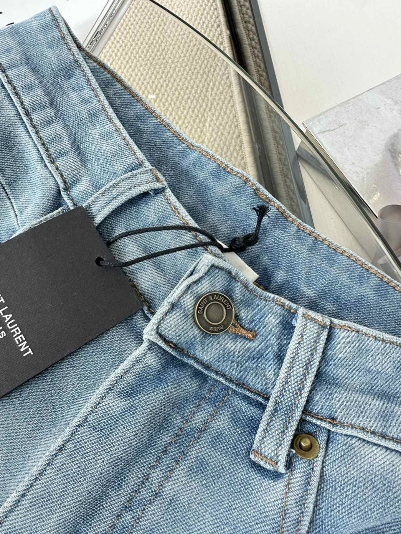Accurate model Unclassified Brand Jeans