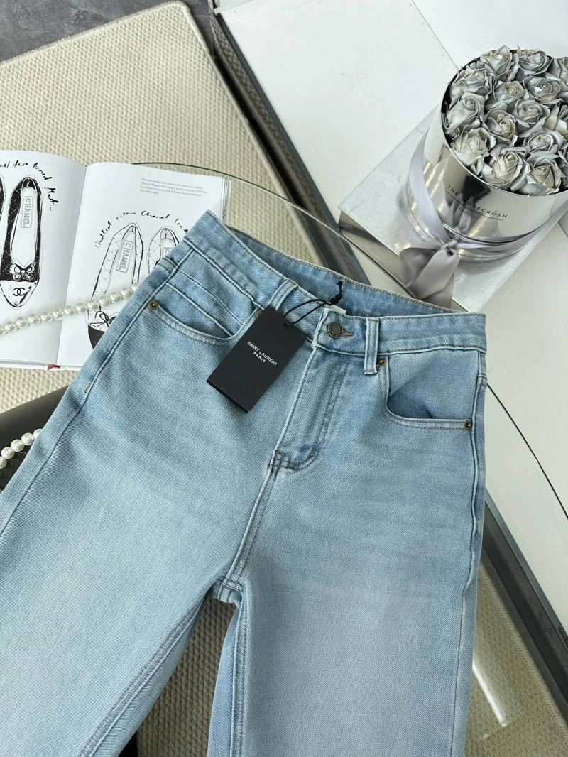 Accurate model Unclassified Brand Jeans