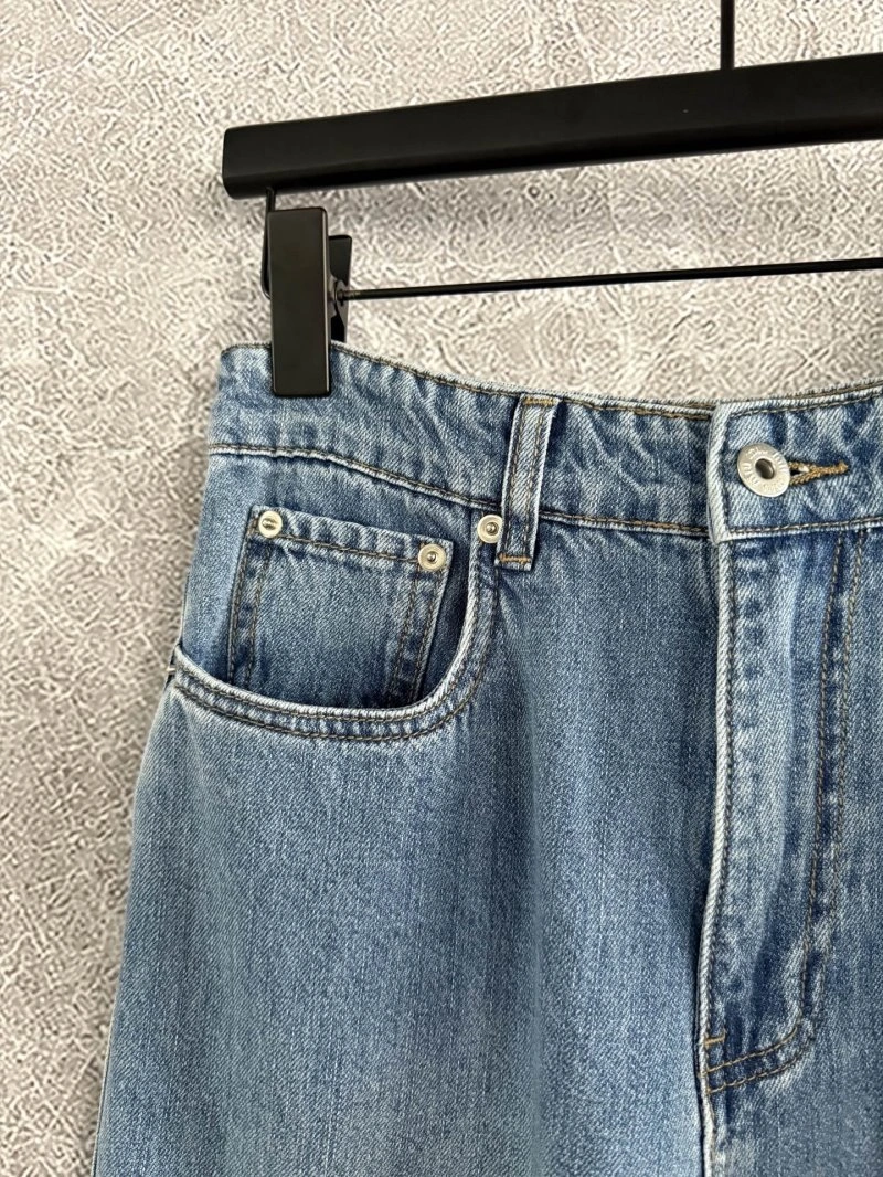 Discounted Unclassified Brand Jeans