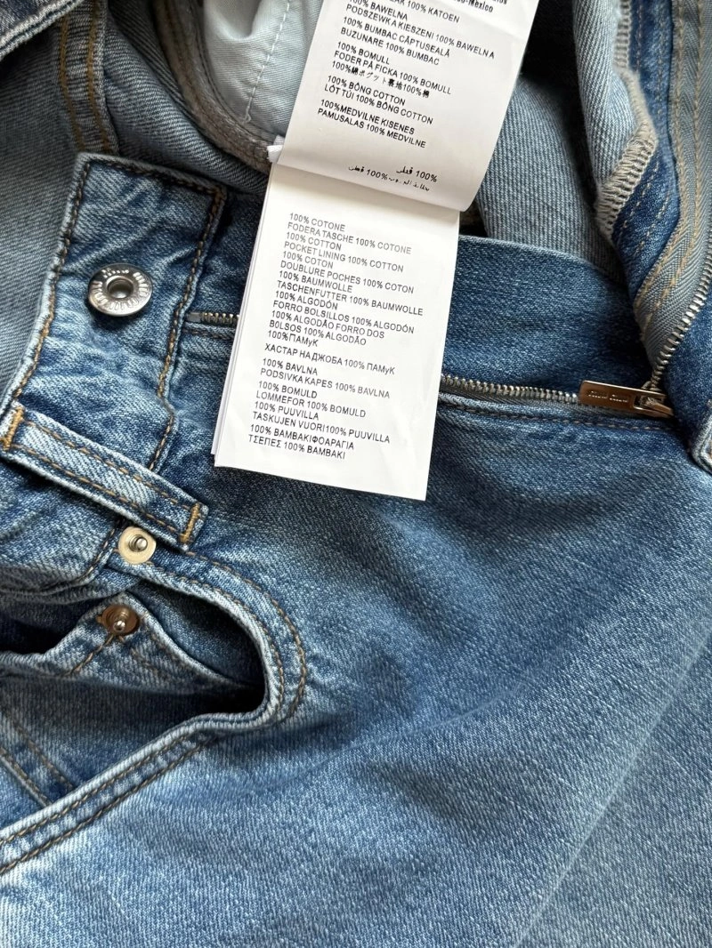 Discounted Unclassified Brand Jeans