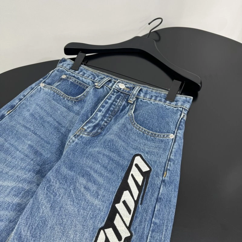 Bargain Unclassified Brand Jeans