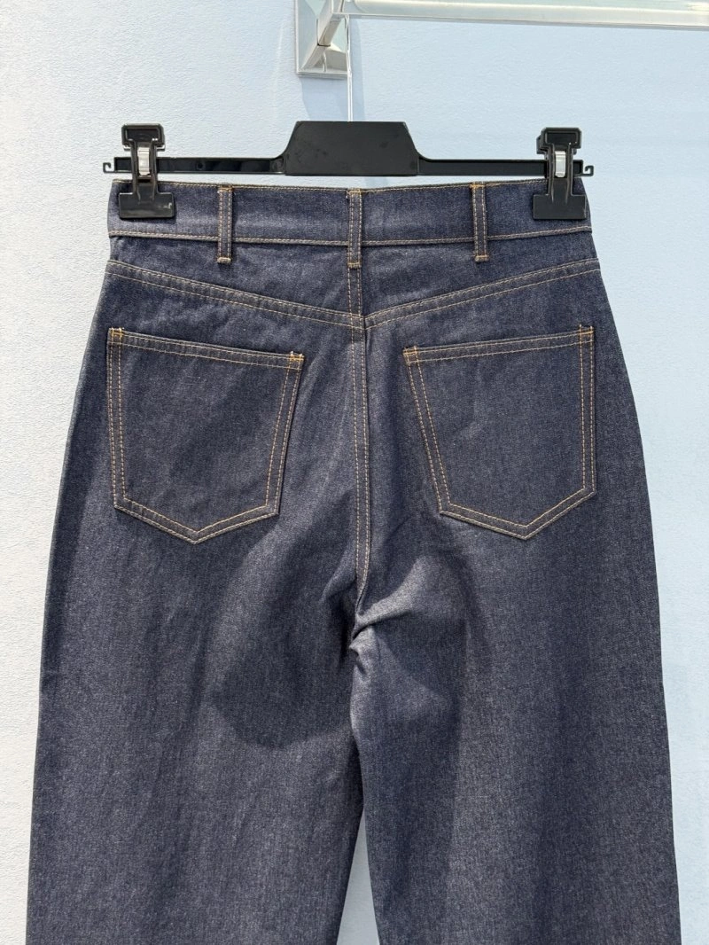 Bargain Unclassified Brand Jeans