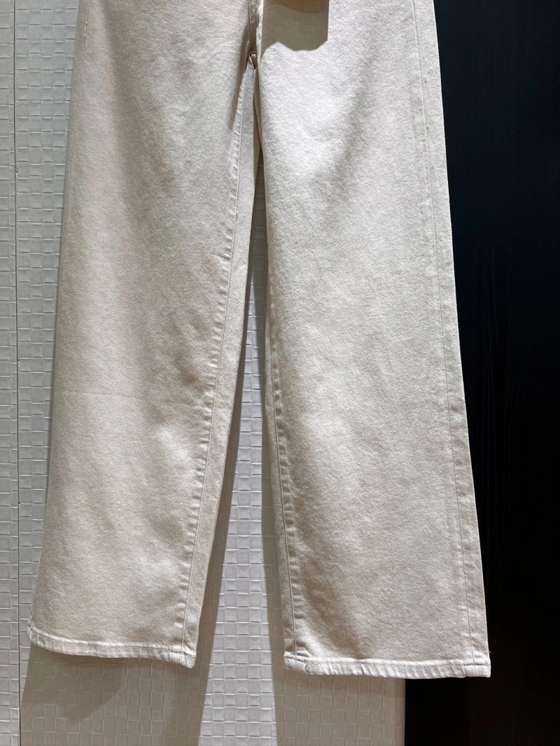Bargain Unclassified Brand Jeans