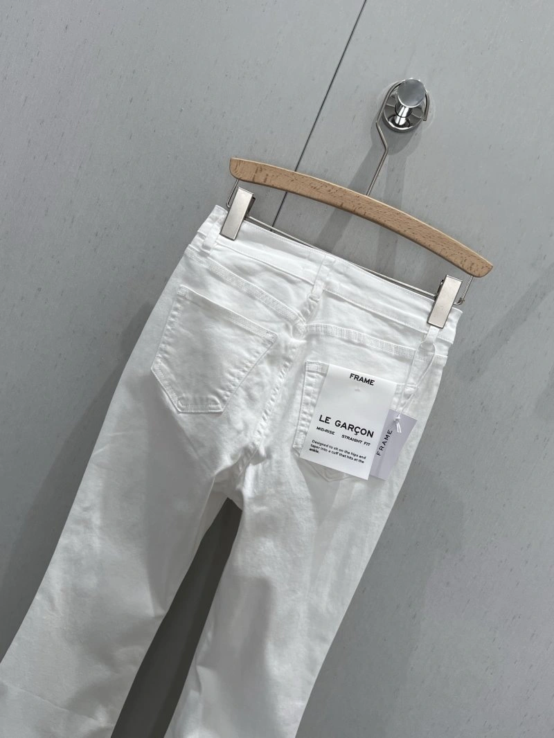 Discounted Unclassified Brand Jeans