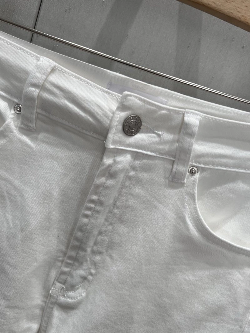 Discounted Unclassified Brand Jeans