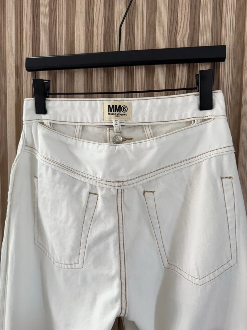 Indistinguishable Unclassified Brand Jeans