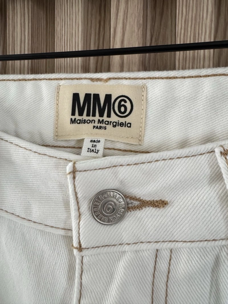 Indistinguishable Unclassified Brand Jeans