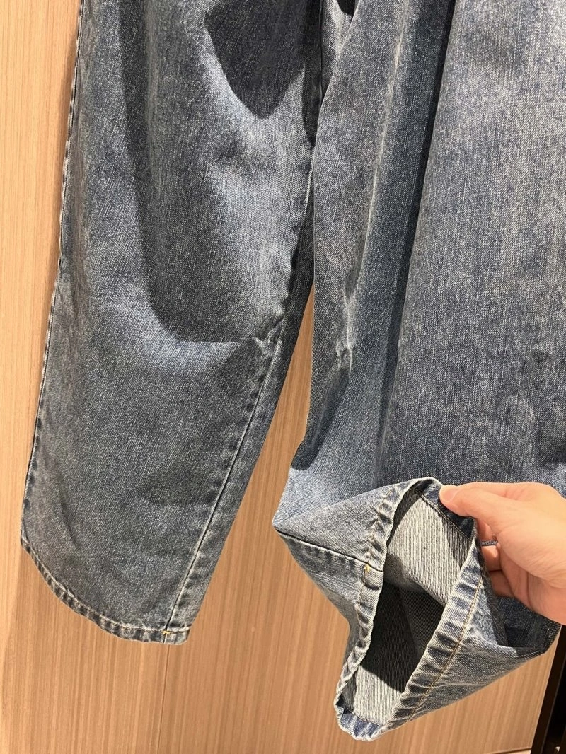 Indistinguishable Unclassified Brand Jeans