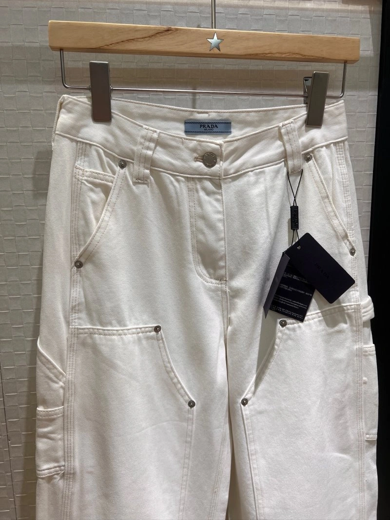 Cut-rate Unclassified Brand Jeans