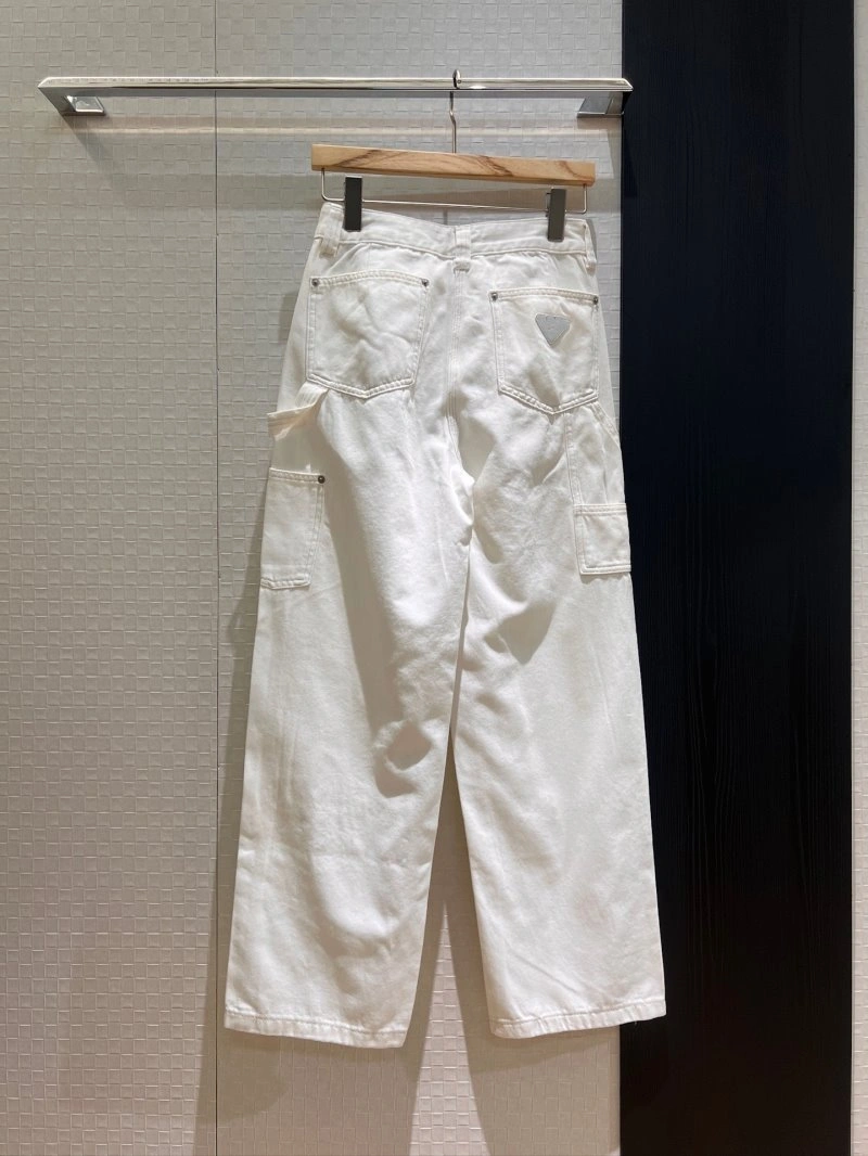 Cut-rate Unclassified Brand Jeans