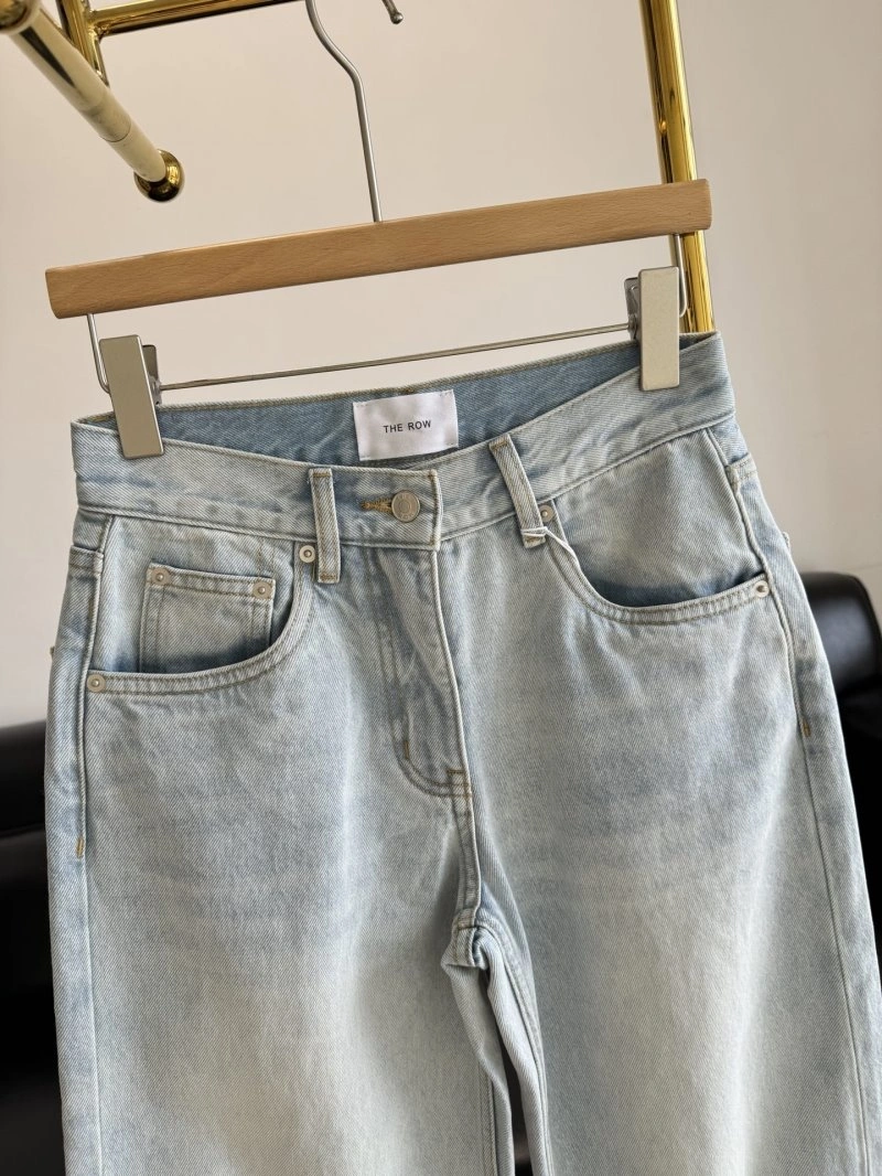Cut-rate Unclassified Brand Jeans