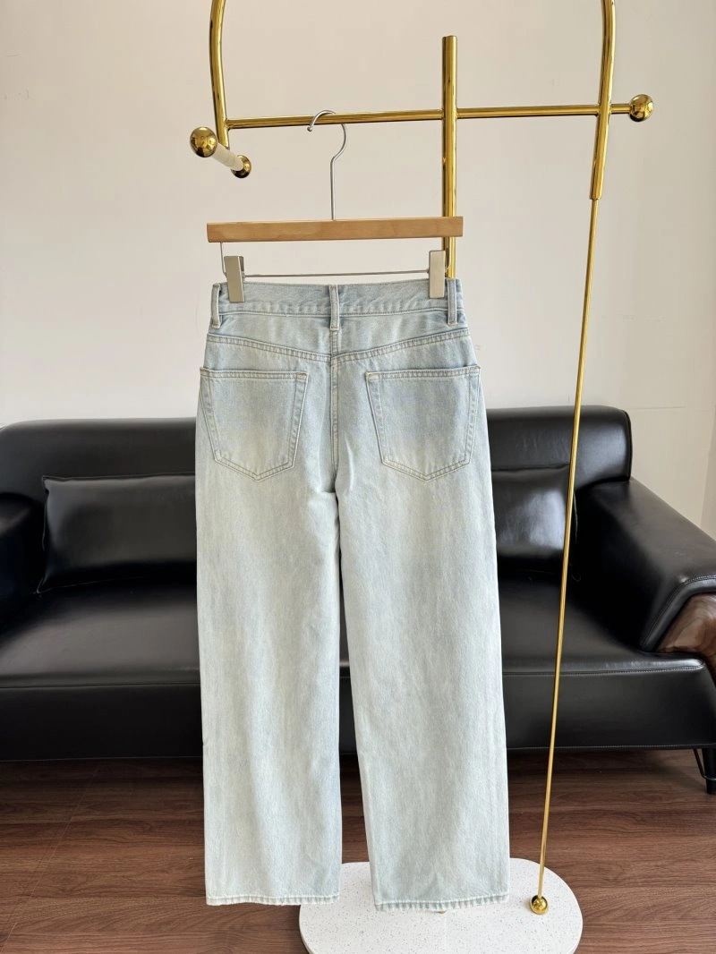 Cut-rate Unclassified Brand Jeans