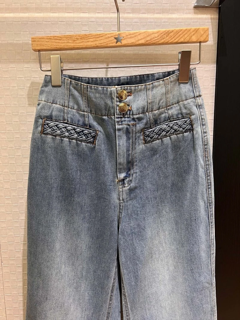 Discounted Unclassified Brand Jeans