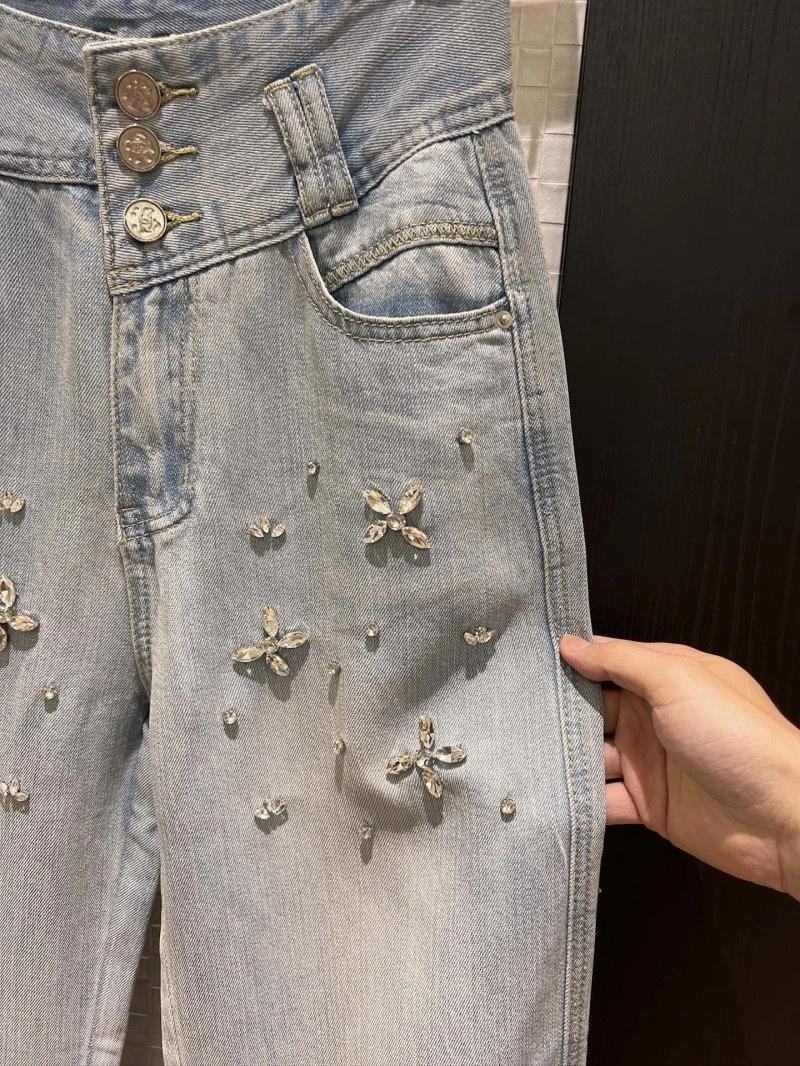 Discounted Unclassified Brand Jeans