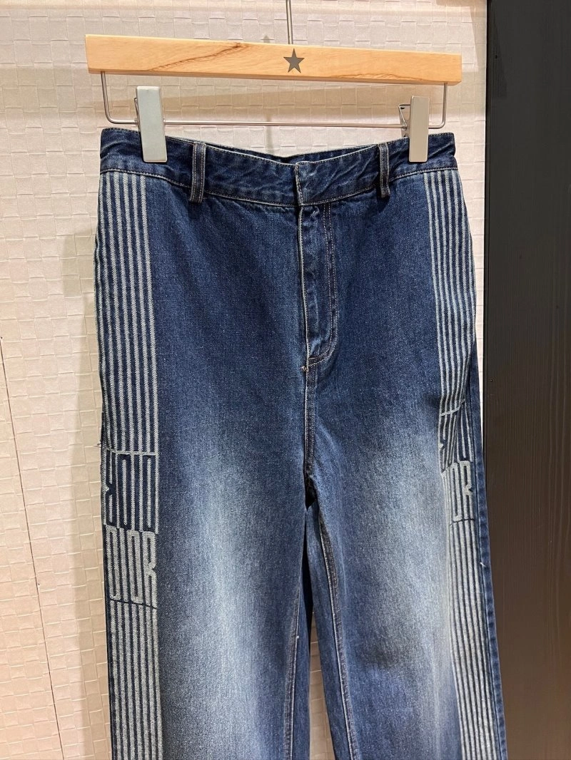 Top match Unclassified Brand Jeans